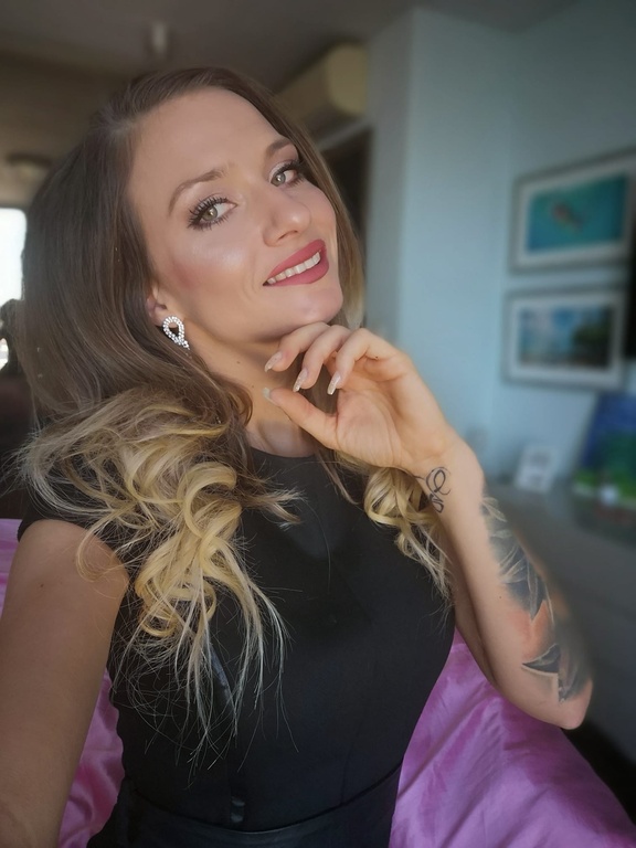 Women profile 172425 - Lucia (33) - Slovakia | Eastern European Matchmaker